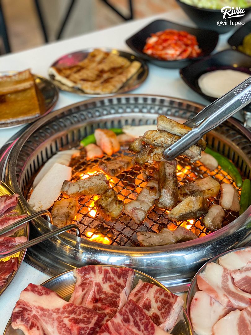 Ghé thăm Ông Mập ăn BBQ thịt nướng chuẩn vị của xứ sở Kim Chi | riviu.vn