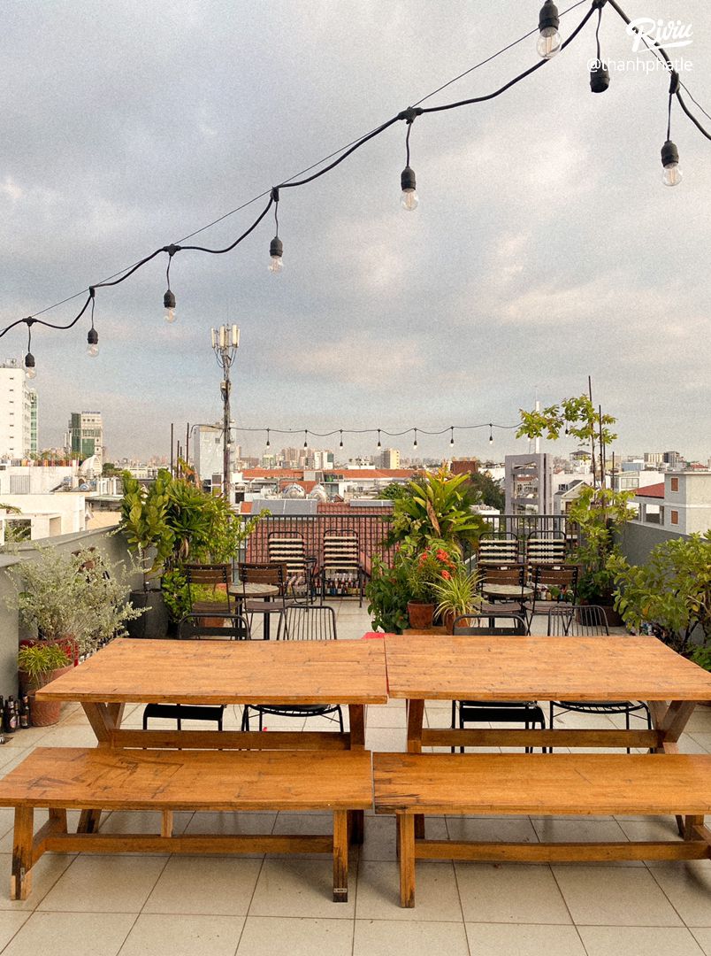 Có một TIỆM BIA BỌT tự phục vụ trên một tầng caooooo‼️ | riviu.vn