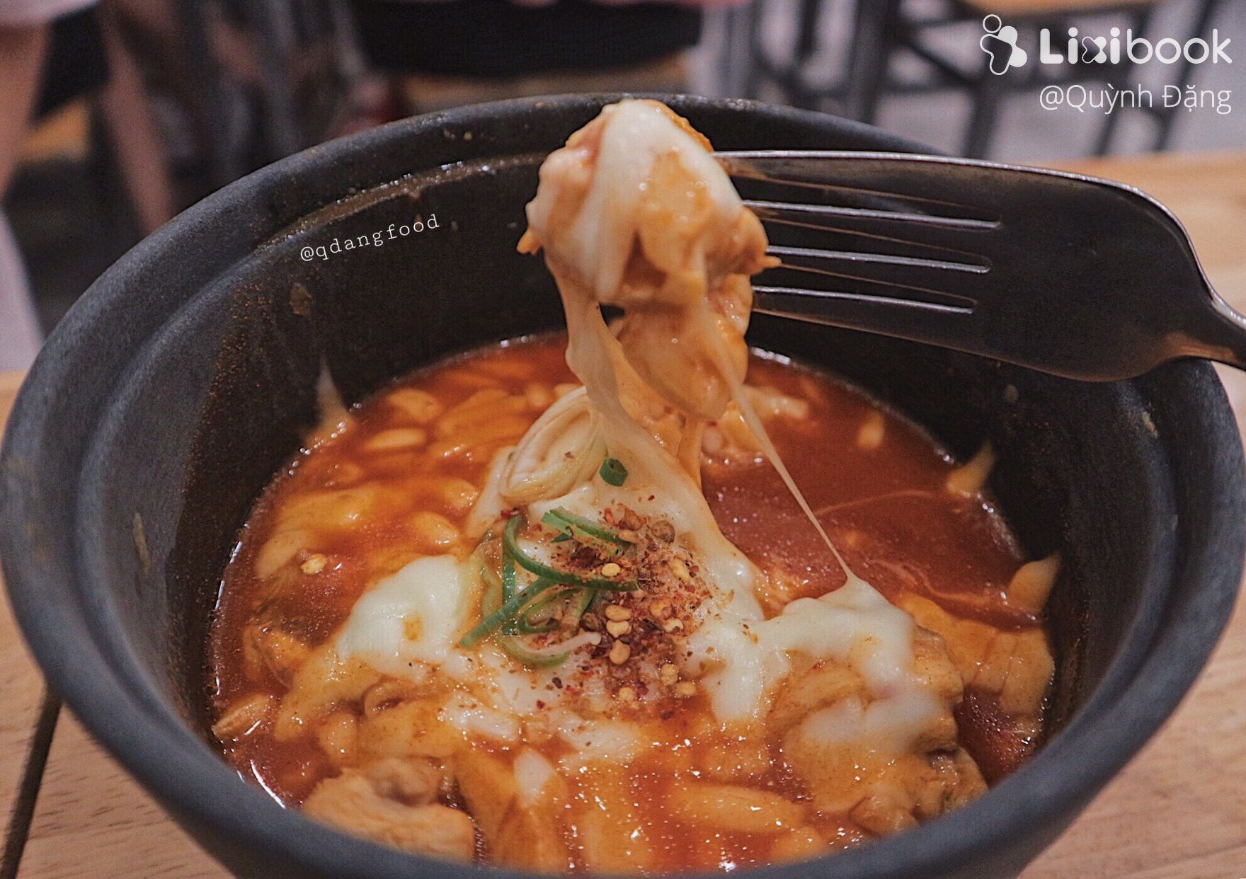 NHỮNG MÓN ĂN ĐẶC SẮC Ở QUÁN RUỘT về Moon Fast Food - Xuân Hồng | riviu.vn