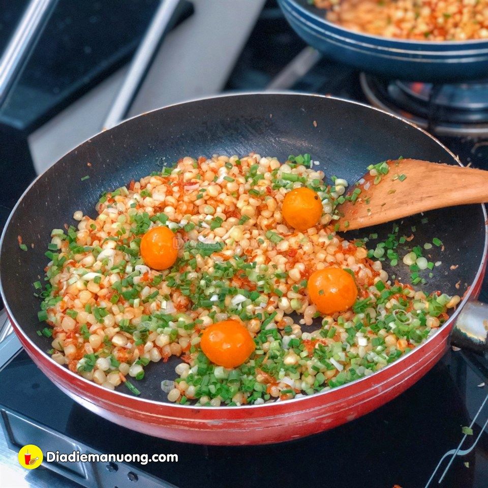 ''Béo tràn bờ đê'' với 7 món trứng muối gây bão, ăn vào đảm bảo quên ...