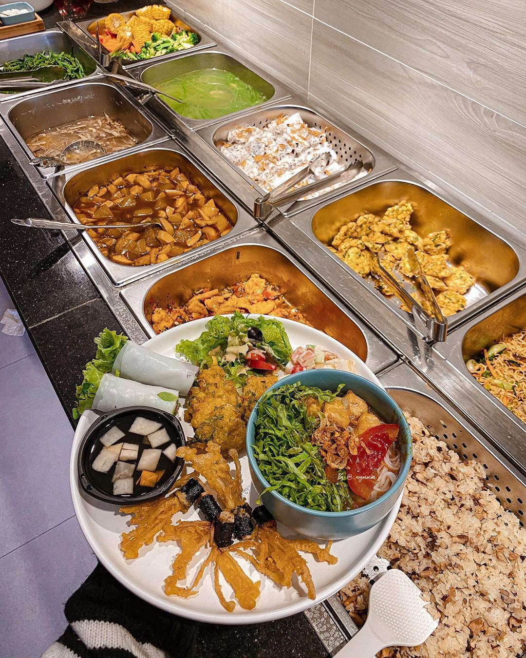 Cầm 100k ĂN "TẸT GA" ĐẾN 60 MÓN những hàng BUFFET CHAY ngon rẻ nhất Hà ...