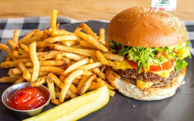 DR Burger 28 Mạc Đĩnh Chi, P. Đa Kao, Quận 10, TP. HCM, Hồ Chí Minh ...