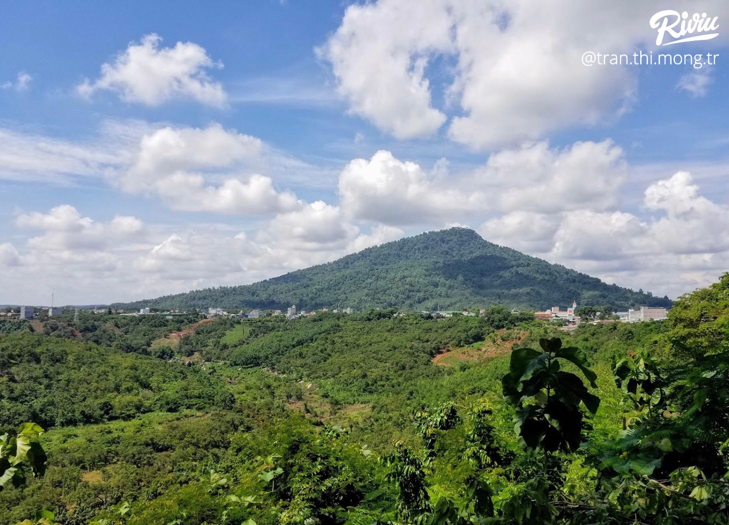 núi bà rá Tx. Phước Long, Bình Phước | riviu.vn
