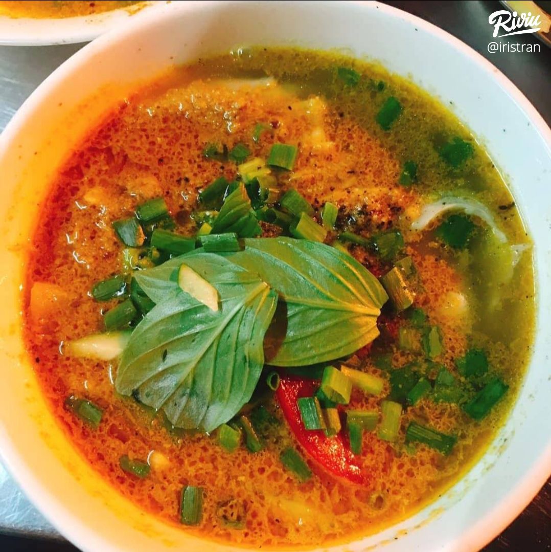 hủ tiếu sa tế lòng bò Vân Ký 144a cao văn lầu,p2,q6 | riviu.vn