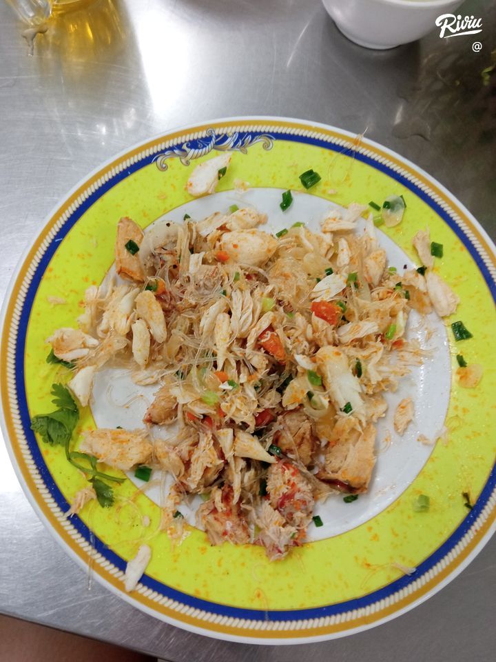 Miến xào cua 200k về Quán Thúy 94 - Miến Cua | riviu.vn
