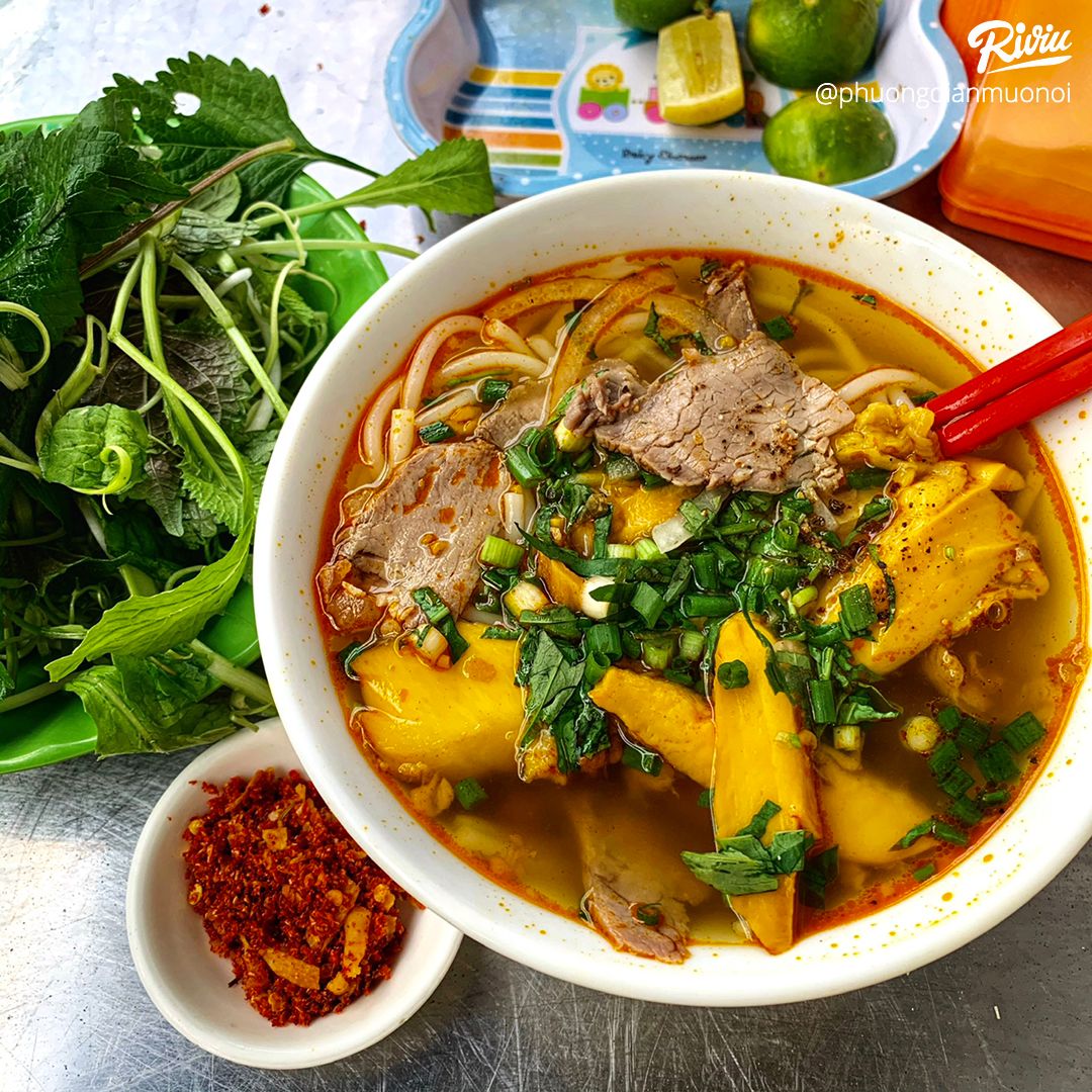 Bún bò gân vàng ăn là ghiền về Bún bò gân - Bàu Cát 2 | riviu.vn